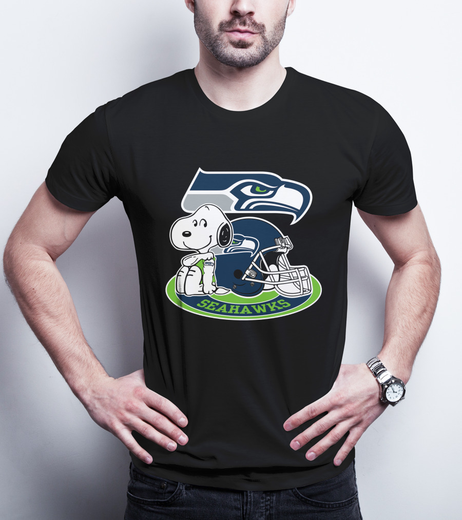 Snoopy Seattle Seahawks Helmet T-Shirt