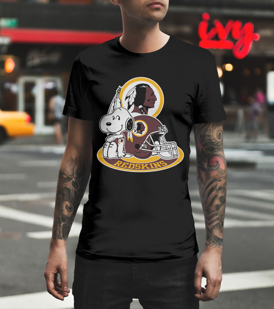 Washington Redskins Snoopy Football Helmet T-Shirt