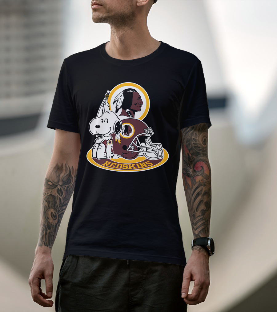 Washington Redskins Snoopy Football Helmet T-Shirt