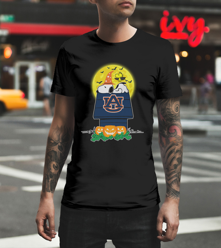 Auburn Tigers Snoopy Halloween Peanuts Pumpkin Moon Woodstock T-Shirt