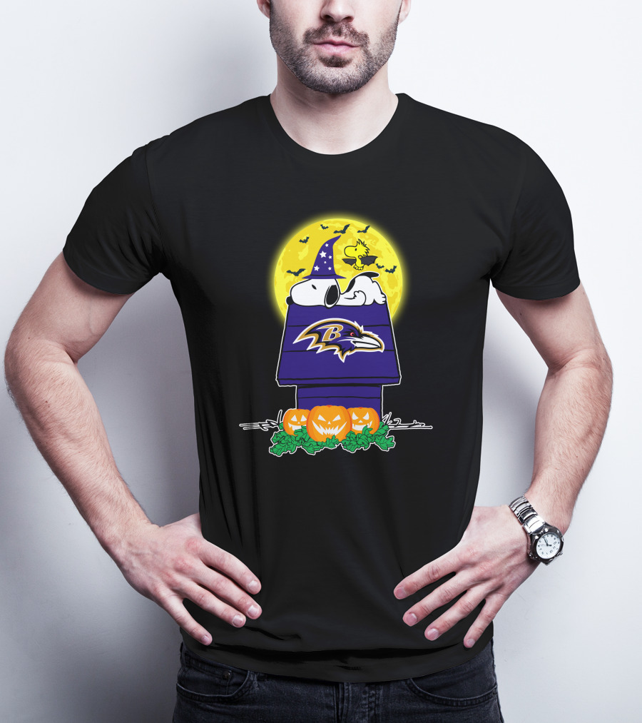 Baltimore Ravens Snoopy Halloween Moon Pumpkins T-Shirt