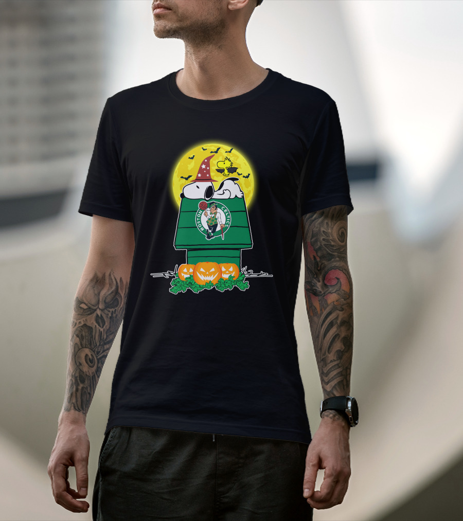 Snoopy Boston Celtics Halloween Moon Pumpkins T-Shirt