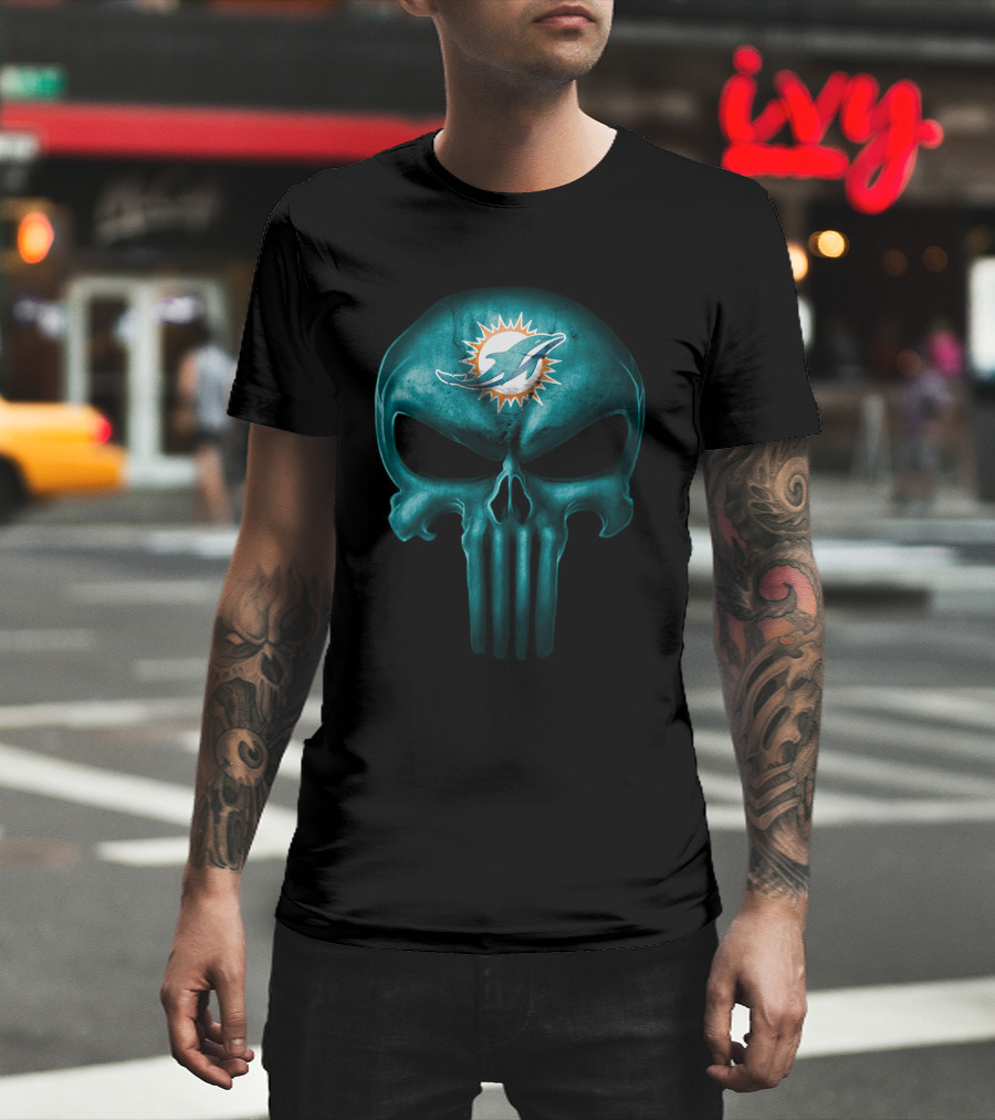 Miami Dolphins Punisher Skull Icon T-Shirt