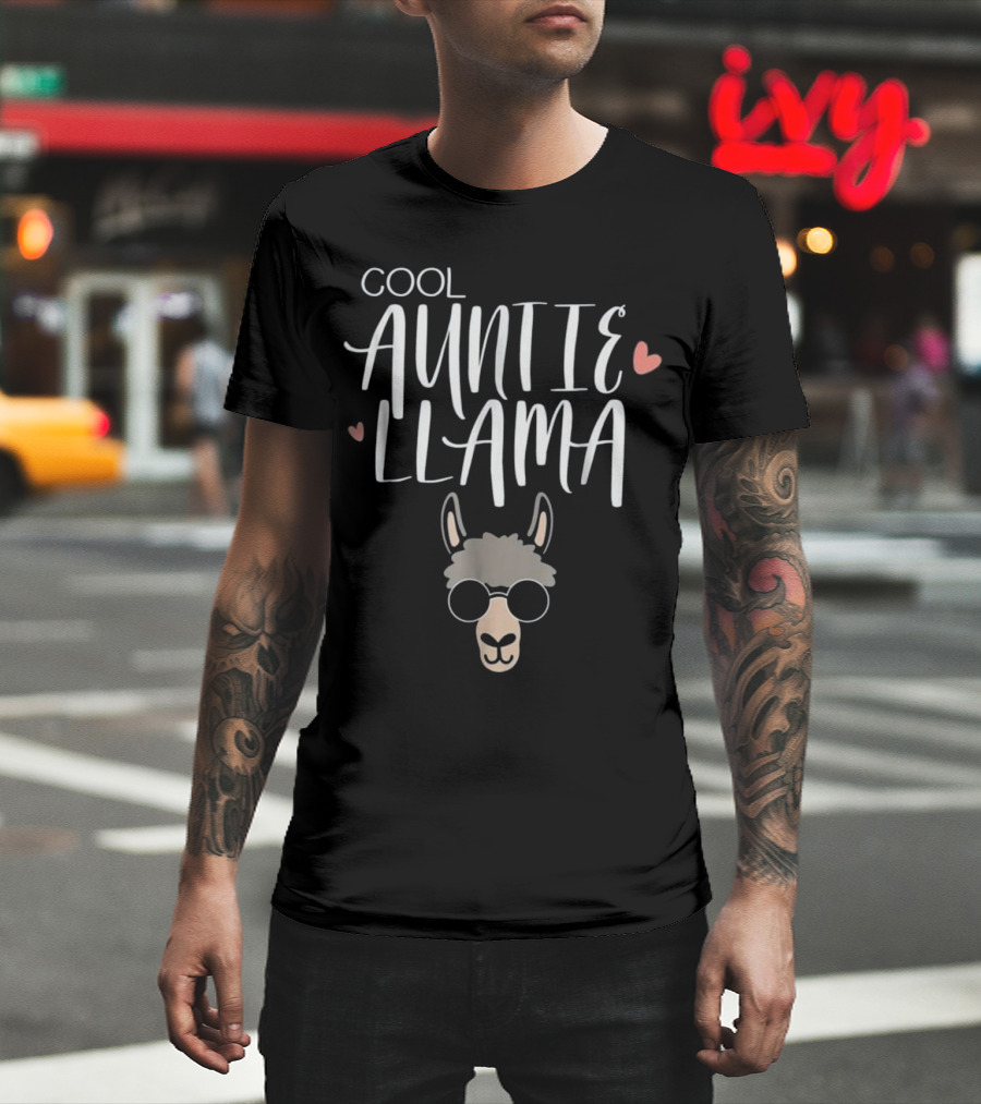 Cool Auntie Llama Funny Family T-Shirt