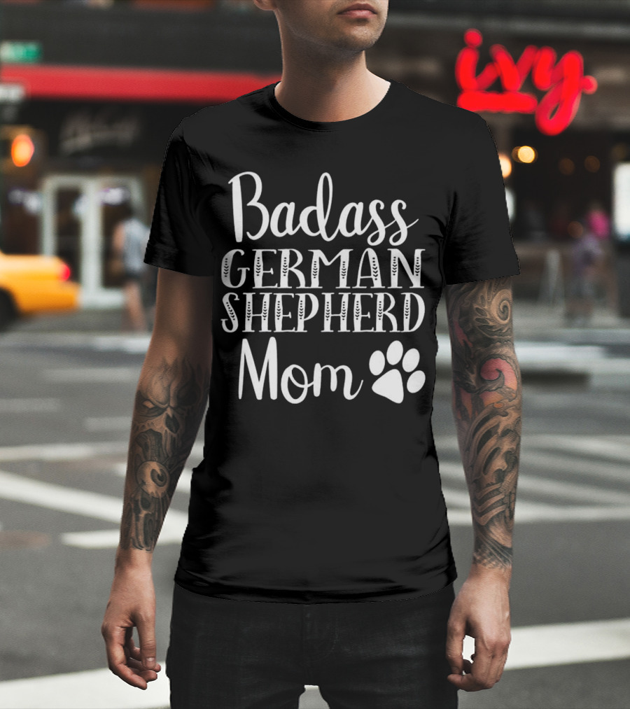 Badass German Shepherd Mom Paw Print Icon Funny Dog T-Shirt