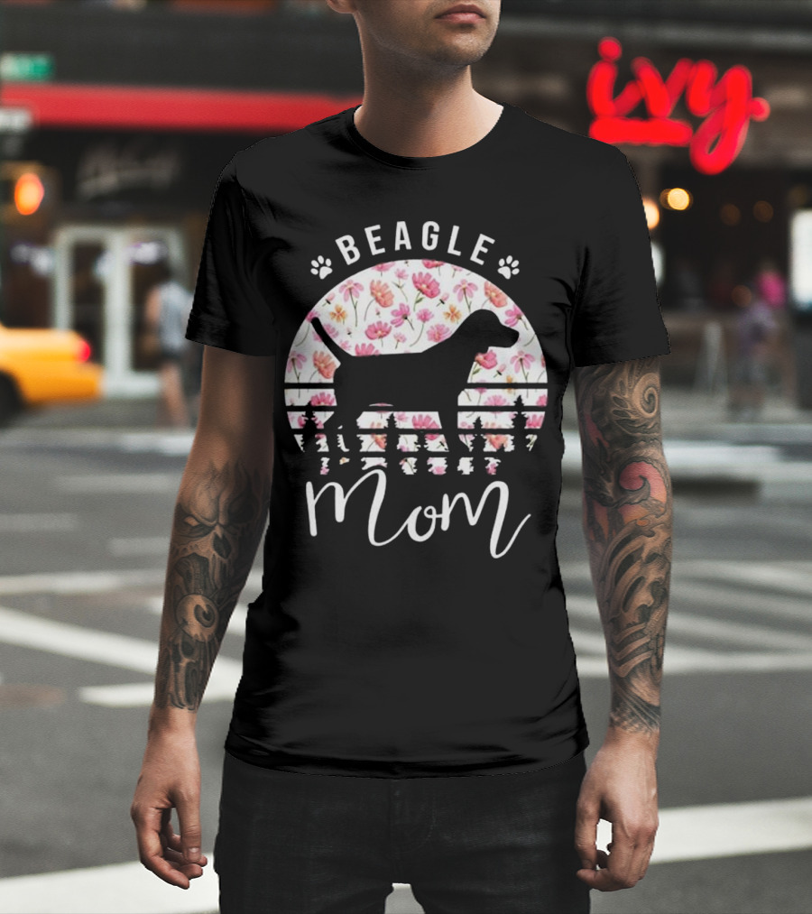 Beagle Mom Floral Mother's Day T-Shirt