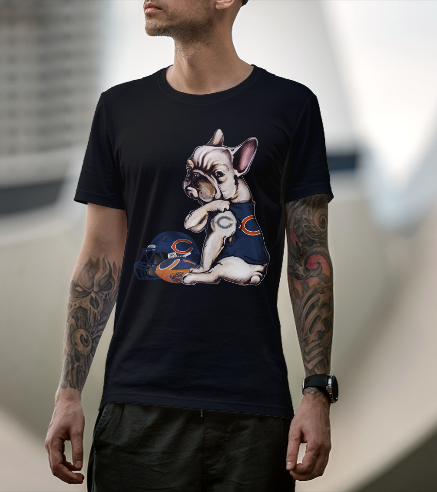 Chicago Bears Football Helmet Pug Wearing Team Jersey T-Shirt