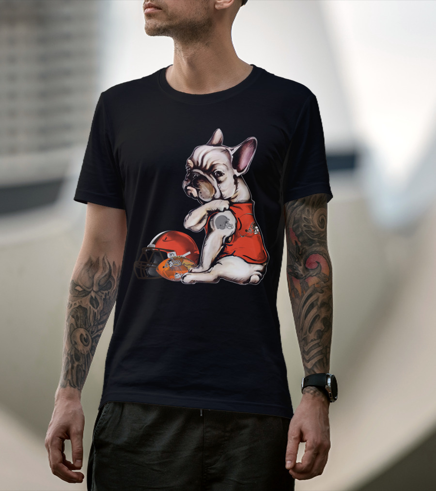 Cleveland Browns Pug Football Helmet And Jersey T-Shirt