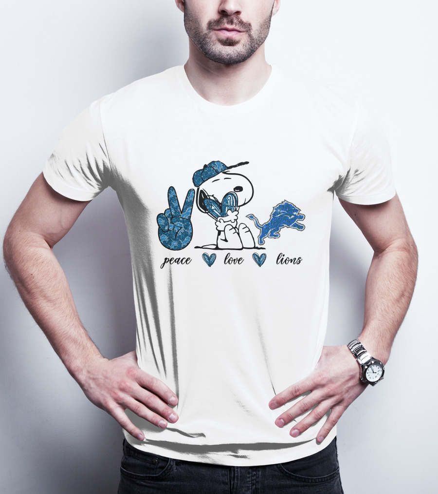 Peace Love Detroit Lions Snoopy Football Fans T-Shirt