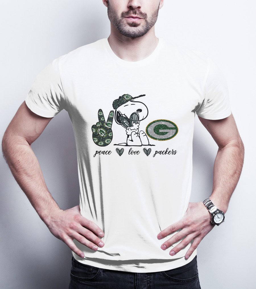 Peace Love Green Bay Packers Snoopy Vintage Football Fan T-Shirt