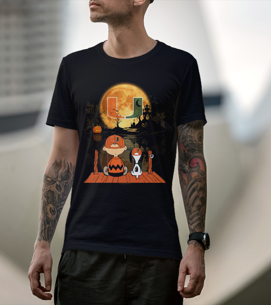Miami Hurricanes Halloween Full Moon U Logo Charlie And Snoopy Scene T-Shirt