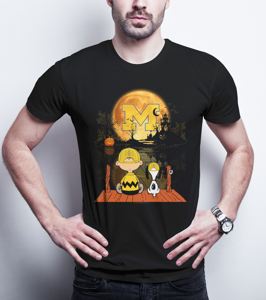 Michigan Wolverines Halloween Moon Charlie Snoopy Pumpkin Moonlit Shadows T-Shirt