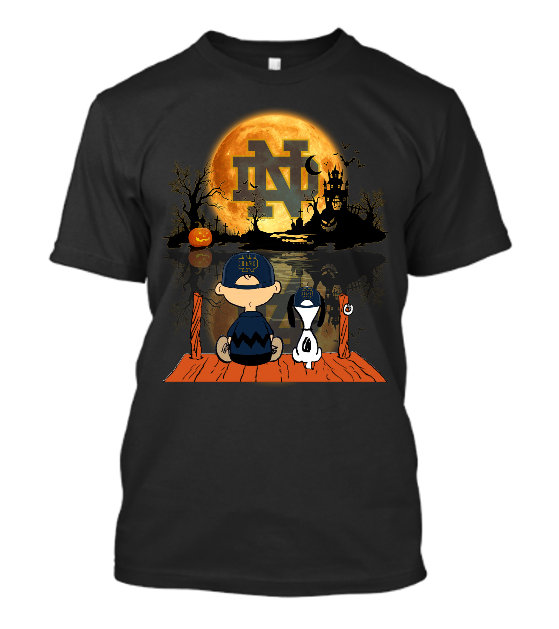 Notre Dame Fighting Irish Halloween Moonlit Scene With Peanuts Characters T-Shirt