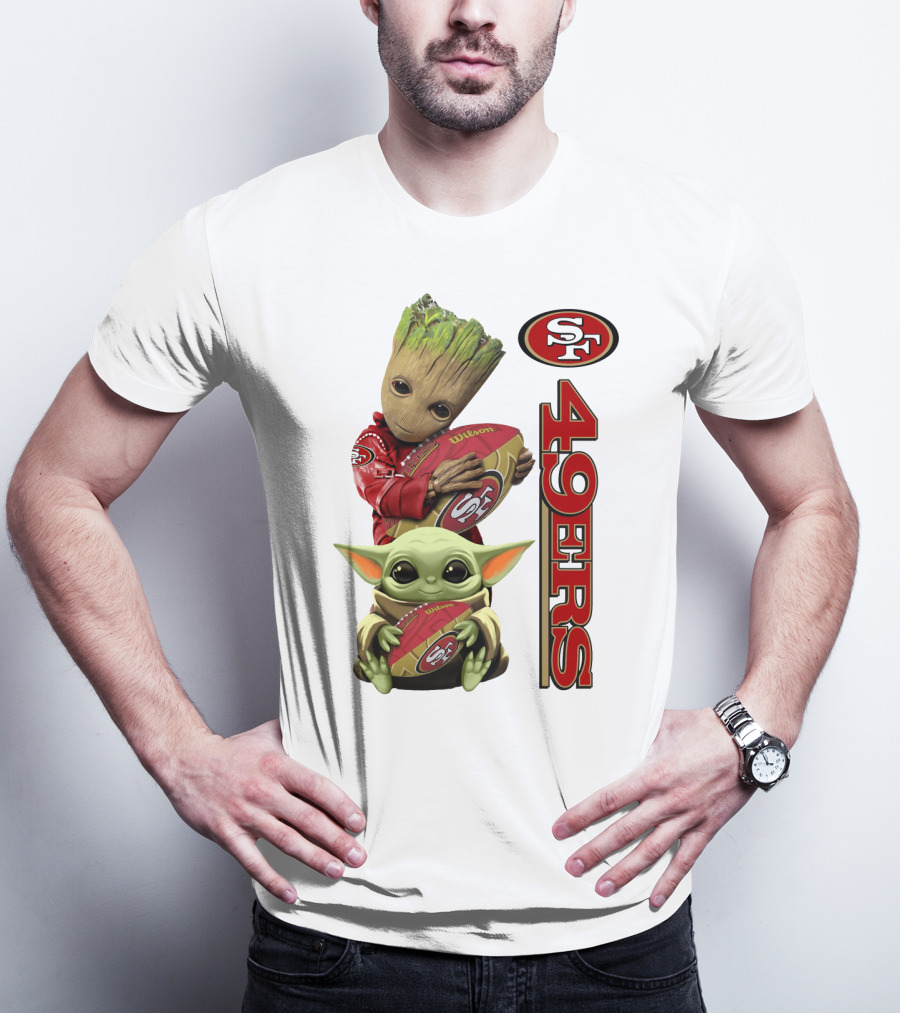 Baby Groot And Baby Yoda Hug San Francisco 49ers Football T-Shirt