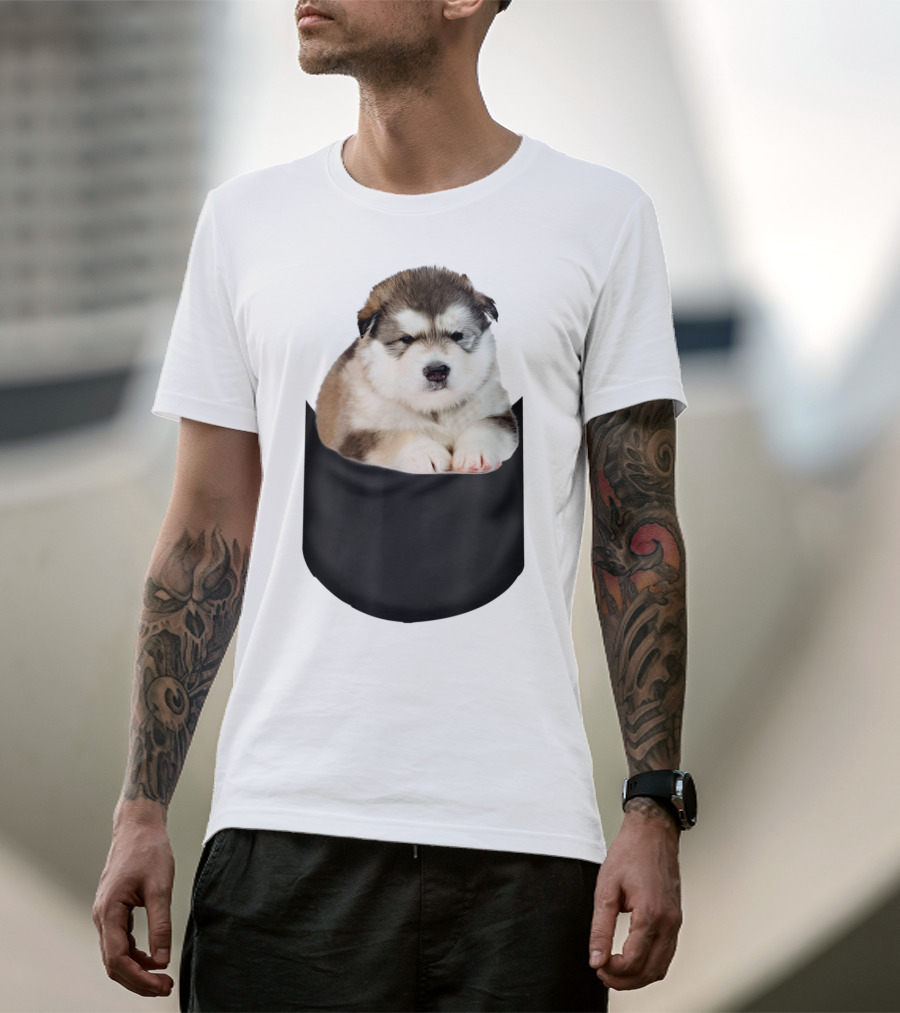 Alaskan Funny Dog In Pocket T-Shirt