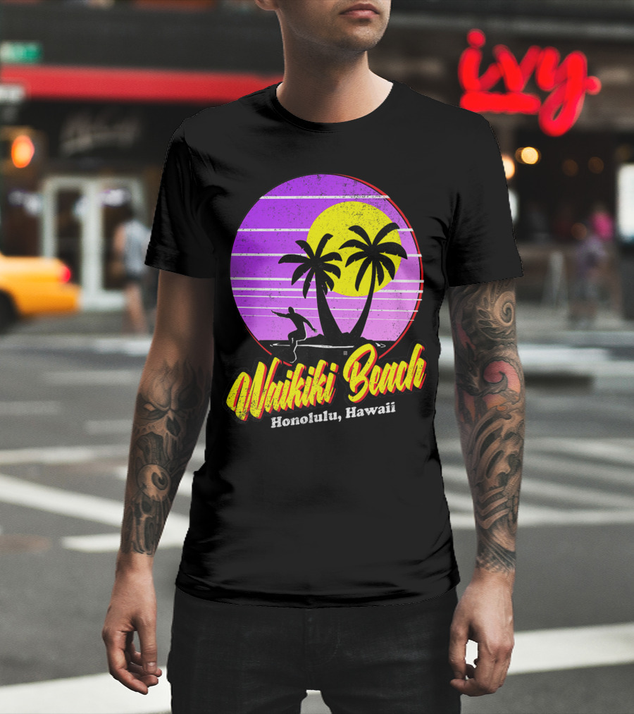 Waikiki Beach Honolulu Hawaii Retro Surfer 80s Vintage Palm Sunset T-Shirt