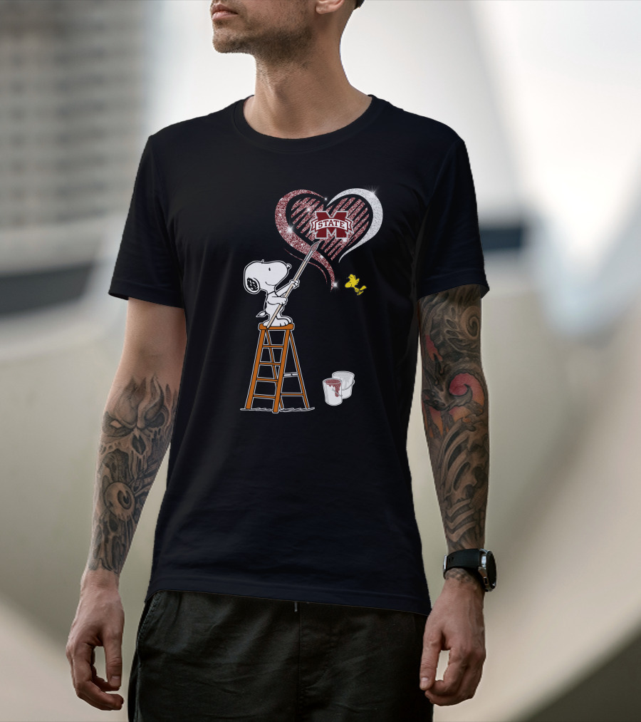 Snoopy Painting Mississippi State Heart With Woodstock T-Shirt