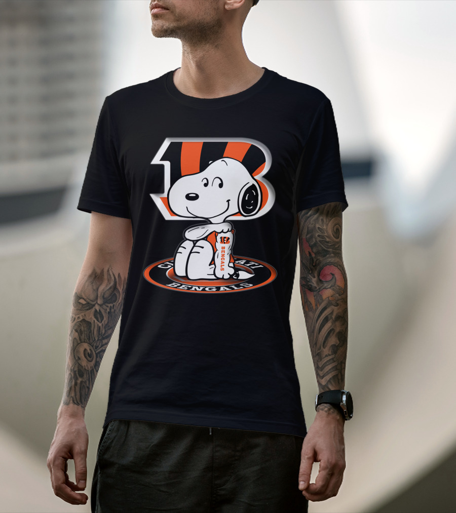 Bengals Snoopy Cincinnati Stripes B T-Shirt
