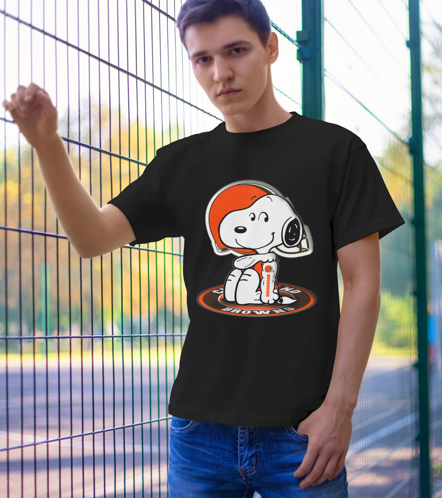 Snoopy Cleveland Browns Hugging Football Helmet T-Shirt