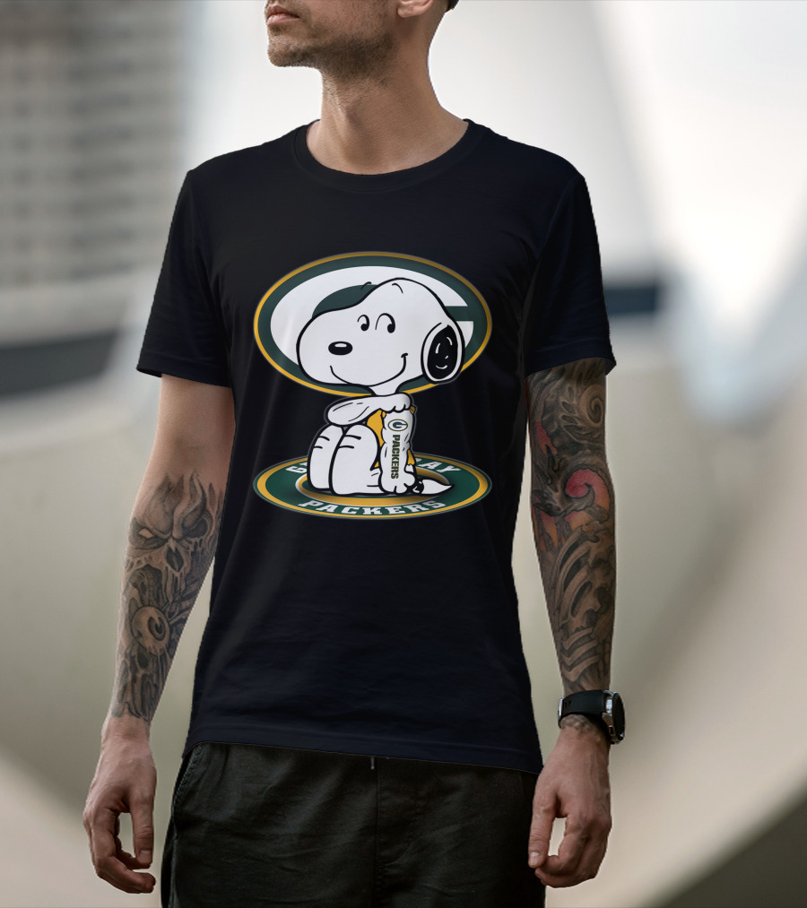Snoopy Holding Green Bay Packers Logo Football Jerseys T-Shirt