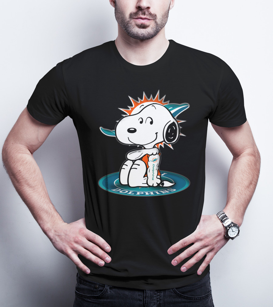 Snoopy Miami Dolphins Fan Football T-Shirt