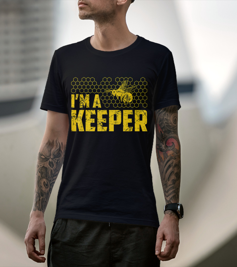 I'm A Keeper Beekeeping Honeycomb Bee T-Shirt