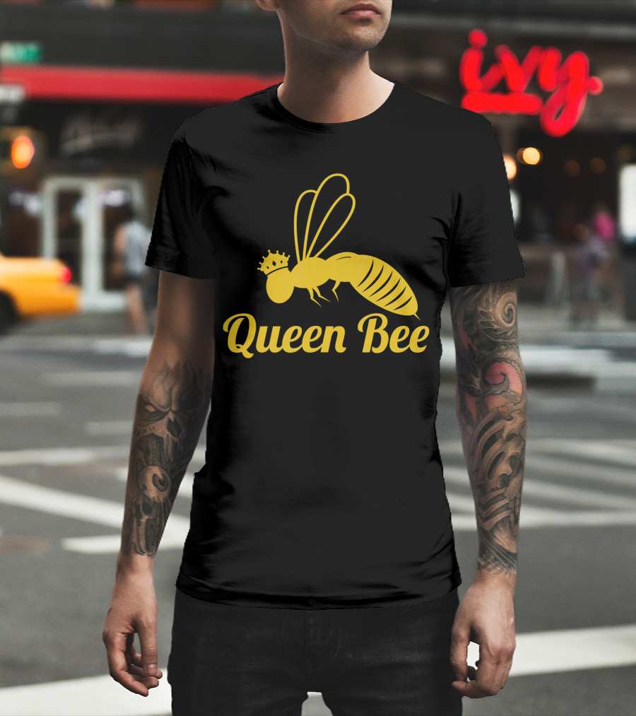 Queen Bee Funny Beekeeper Beekeeping T-Shirt