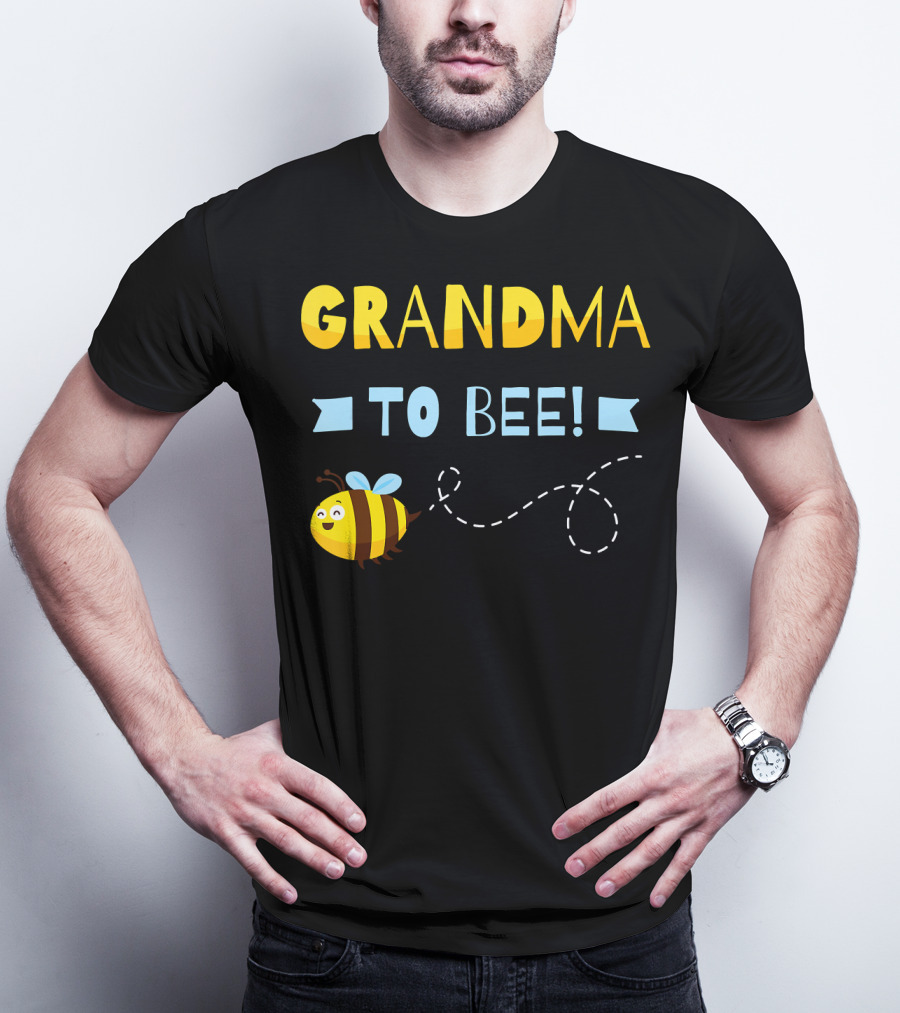 GRANDMA TO BEE Pregnancy Announcement With Bumblebee T-Shirt