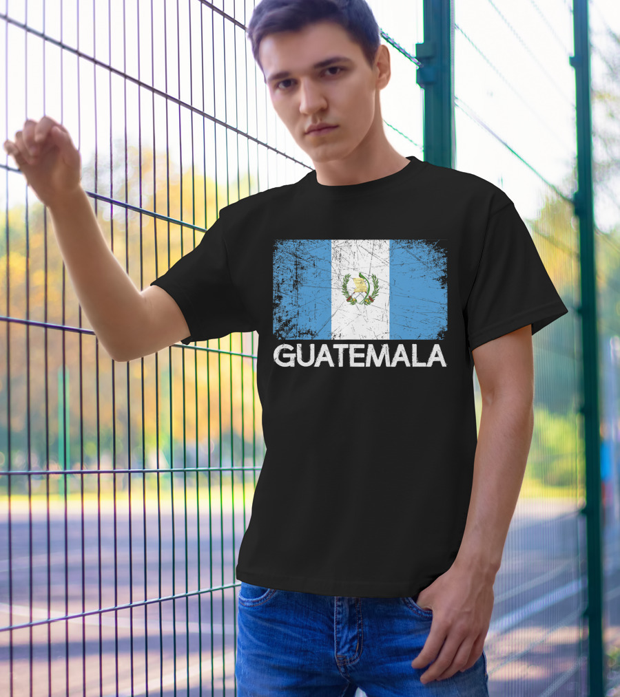 Vintage Guatemalan Flag Distressed Guatemala Emblem T-Shirt