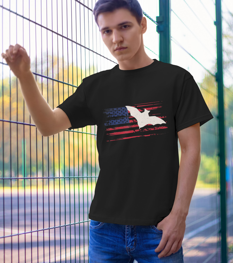 Bat Silhouette US American Flag Stripes And Stars T-Shirt