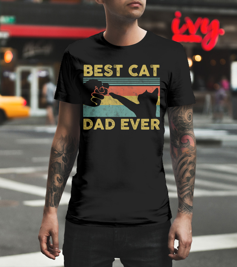 Best Cat Dad Ever Fist Bump Vintage Style Cat Daddy T-Shirt