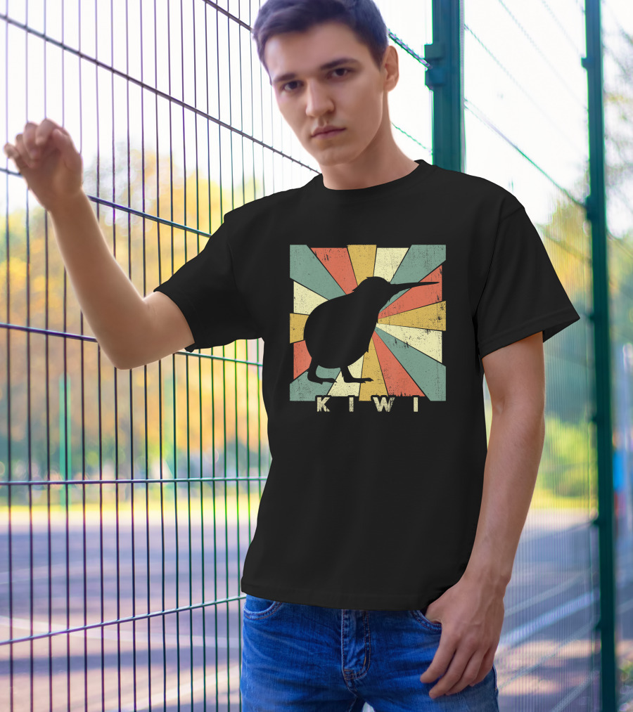 Vintage Kiwi Bird Retro Style Animal Lover T-Shirt