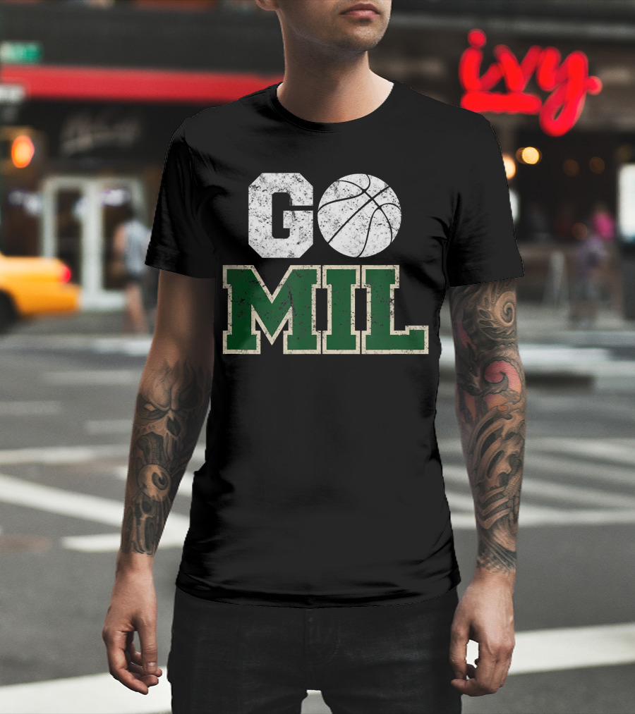Go MIL Milwaukee Wisconsin City Basketball Vintage T-Shirt