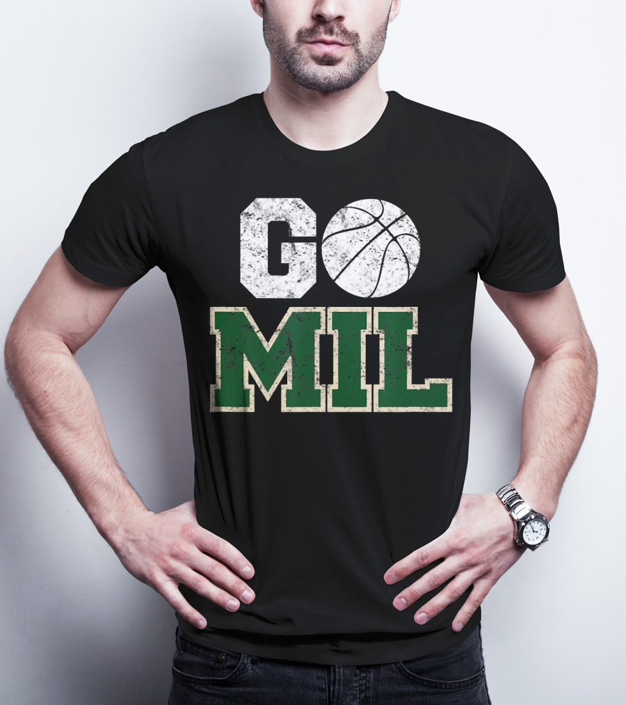 Go MIL Milwaukee Wisconsin City Basketball Vintage T-Shirt