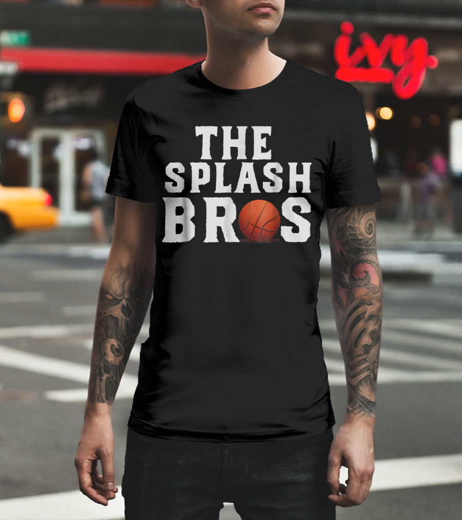 The Splash Bros Basketball Icon With Ball T-Shirt