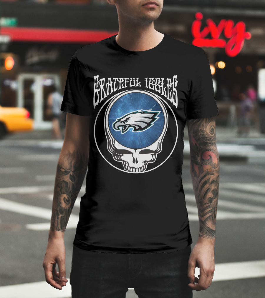 Grateful Iggles Eagle Skull Badge T-Shirt