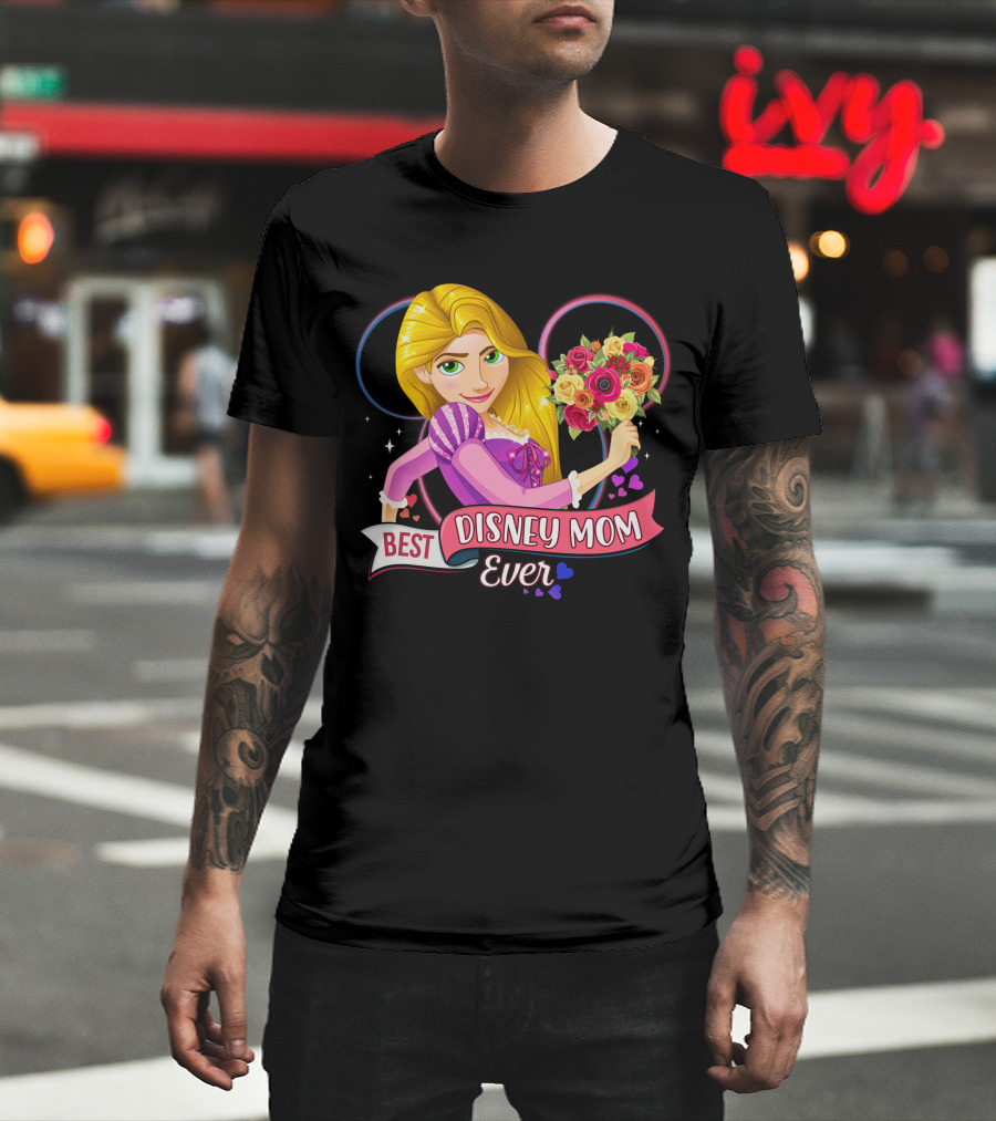 Best Disney Mom Ever Disney Rapunzel Holding Bouquet T-Shirt