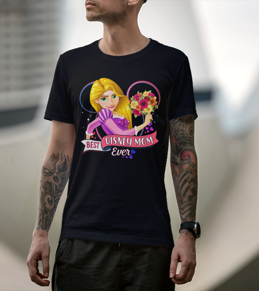 Best Disney Mom Ever Disney Rapunzel Holding Bouquet T-Shirt