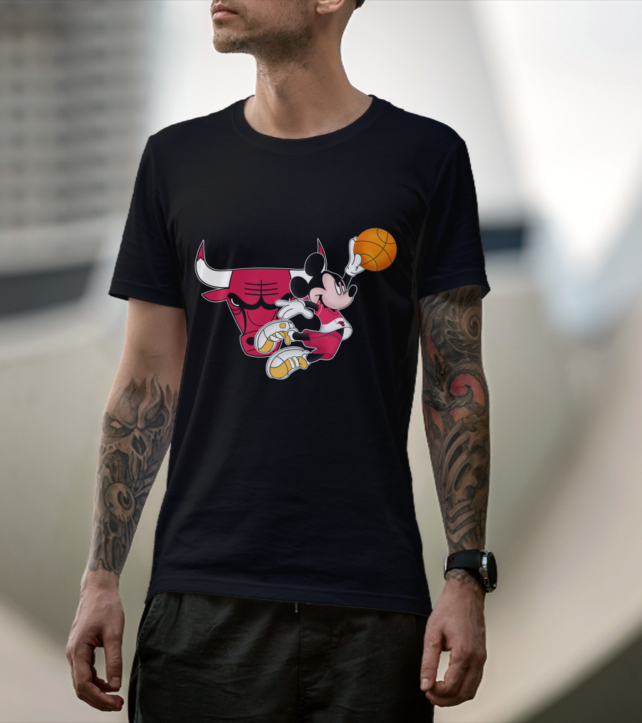 Mickey Chicago Bulls Basketball T-Shirt