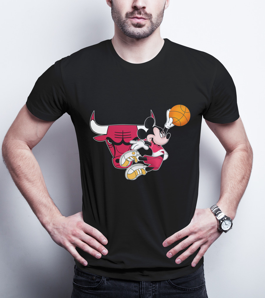 Mickey Chicago Bulls Basketball T-Shirt