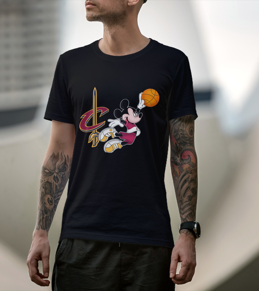 Cleveland Cavaliers Mickey Basketball Dunk T-Shirt