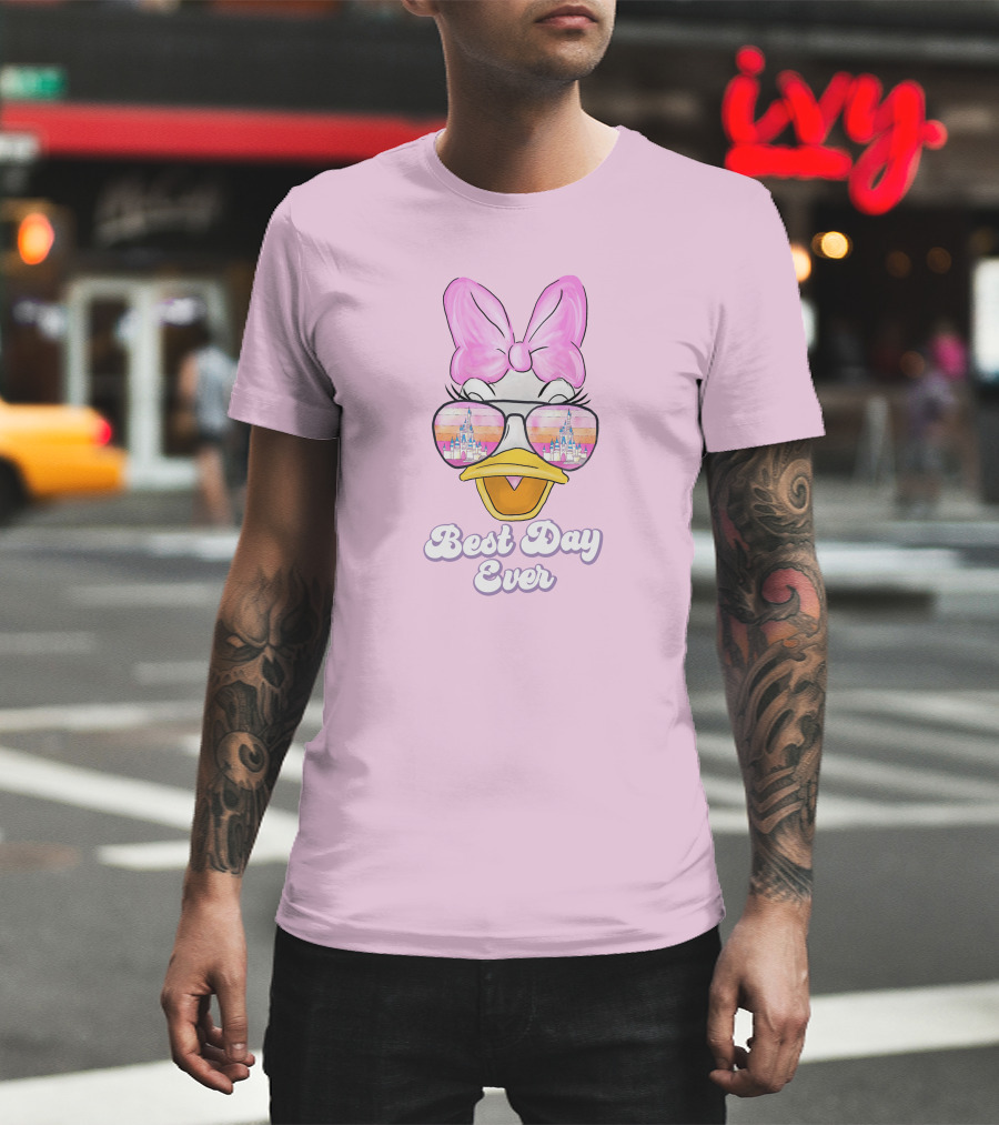 Best Day Ever Daisy Duck Disney Castle Reflection T-Shirt