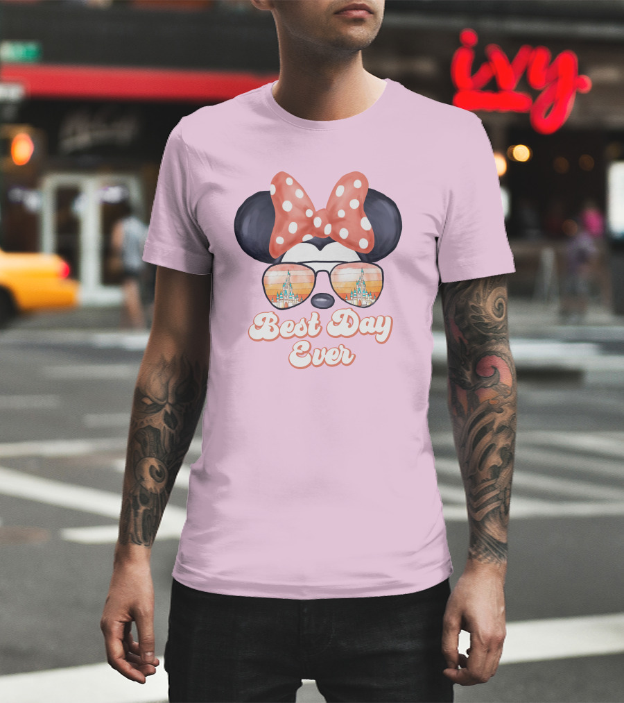 Minnie Mouse Best Day Ever Castle Sunglasses T-Shirt