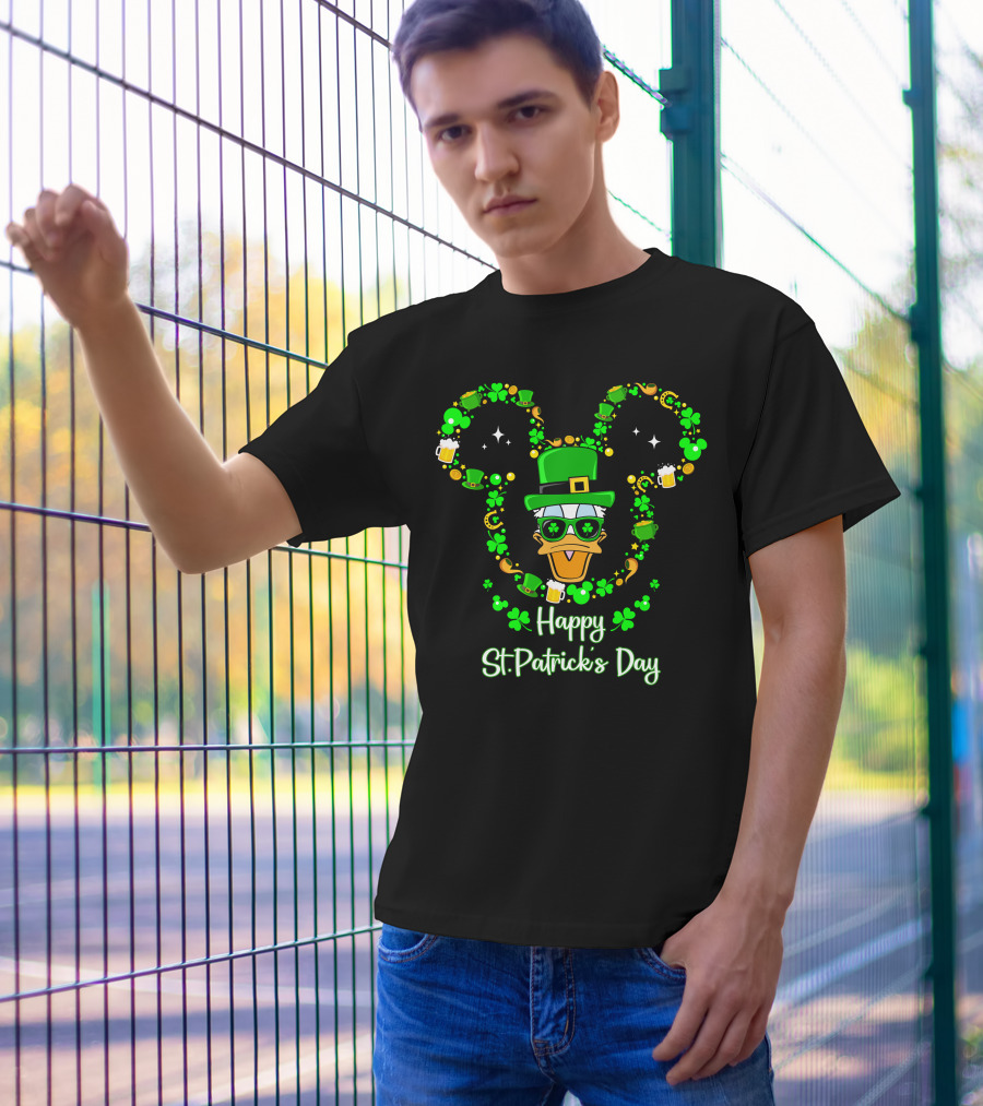 Happy St. Patrick's Day Donald Duck With Shamrocks And Beer T-Shirt