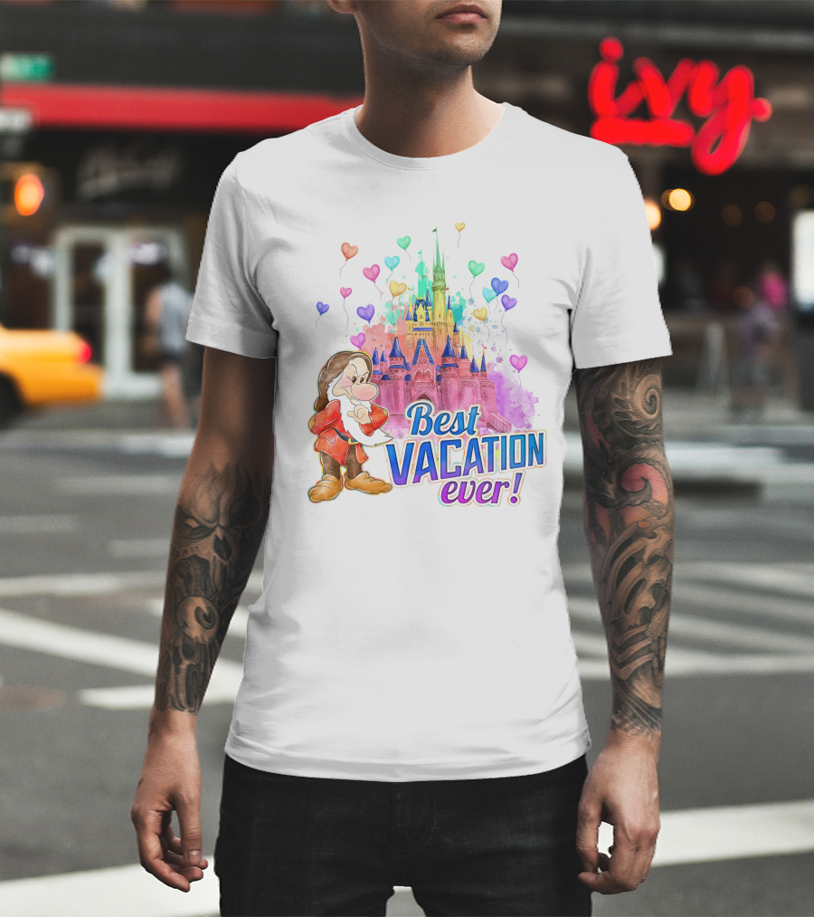 Best Vacation Ever Grumpy Castle Balloons T-Shirt