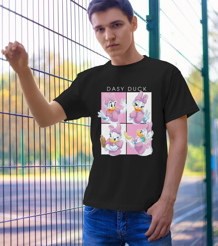 Daisy Duck Four Expressions Pink Outfit Series T-Shirt