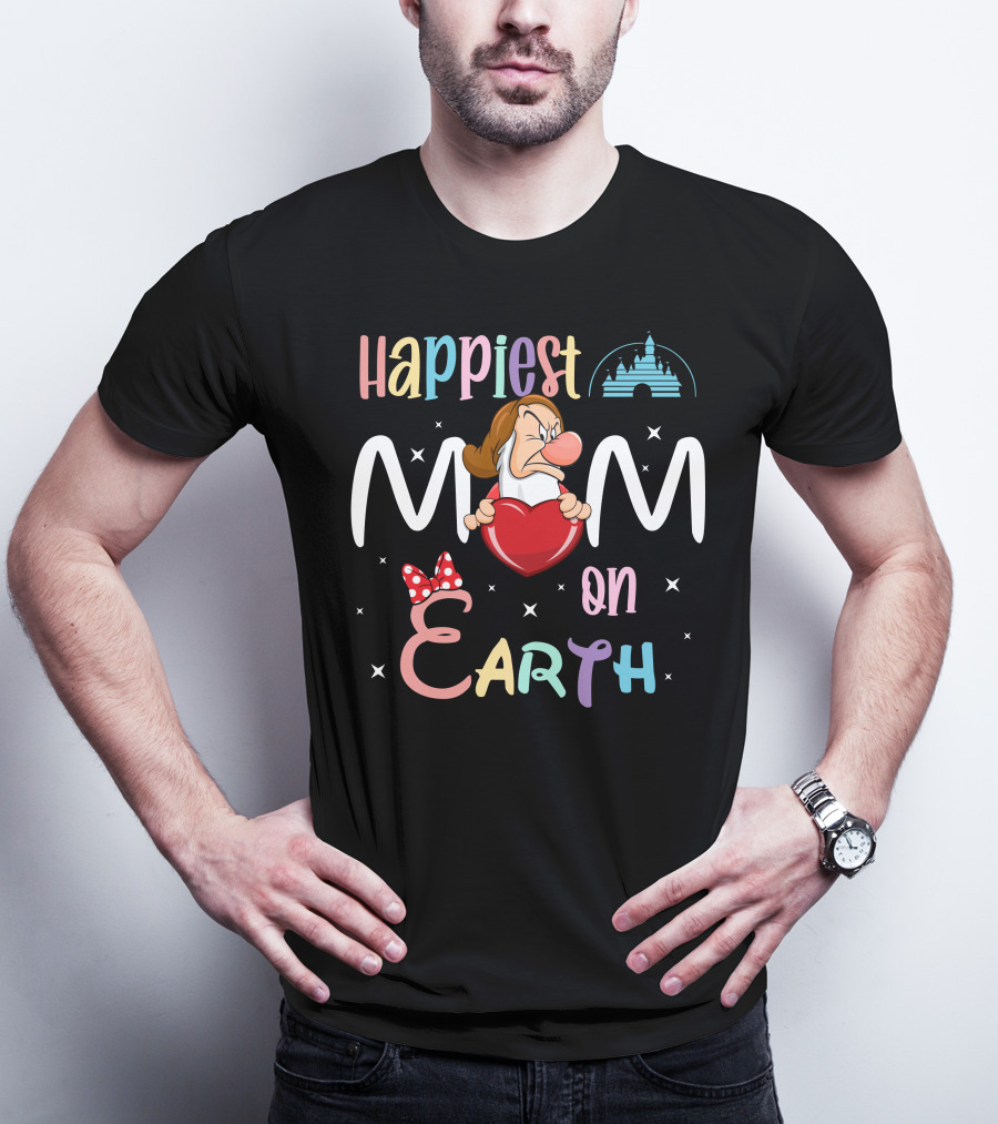 Happiest Mom On Earth Grumpy Dwarf Holding Heart Disney-Inspired T-Shirt