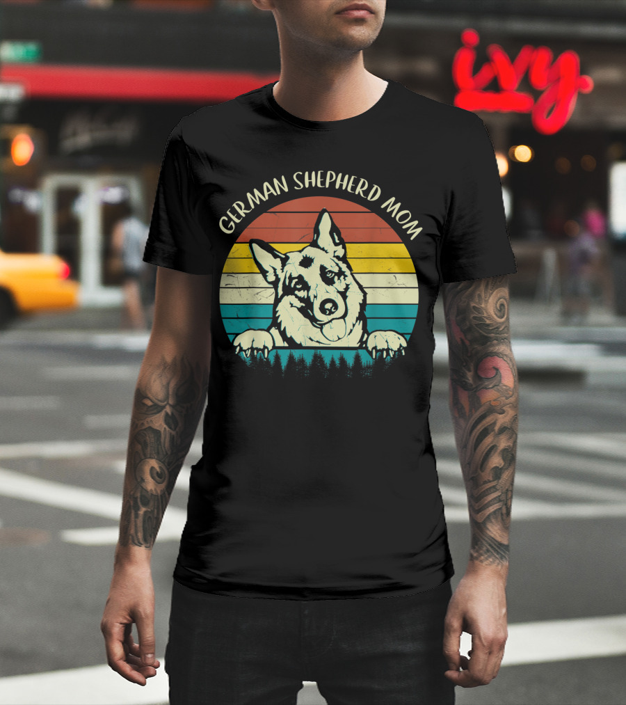 German Shepherd Mom Retro Sunset T-Shirt
