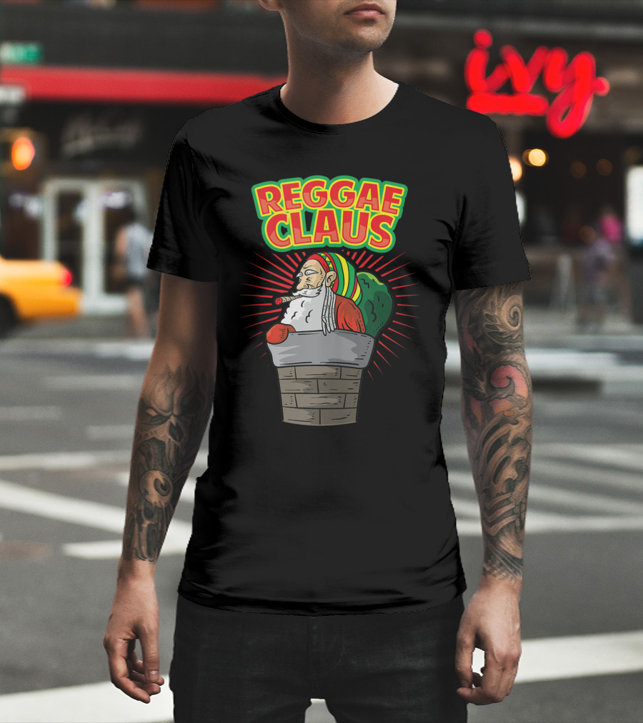 Reggae Claus Santa With Dreadlocks Smoking Weed In Chimney T-Shirt