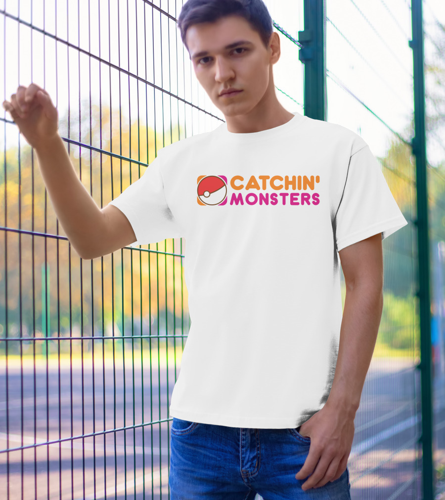 CATCHIN' MONSTERS Poké Ball T-Shirt